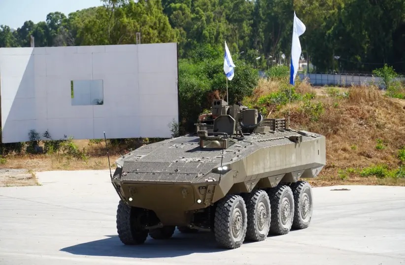 RID - Rivista Italiana Difesa - shownews - First EITAN APC delivered to IDF